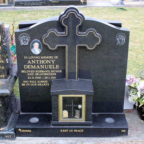 Lawn Monuments Sydney | Bronze Memorial Plaque | Olympia Marble