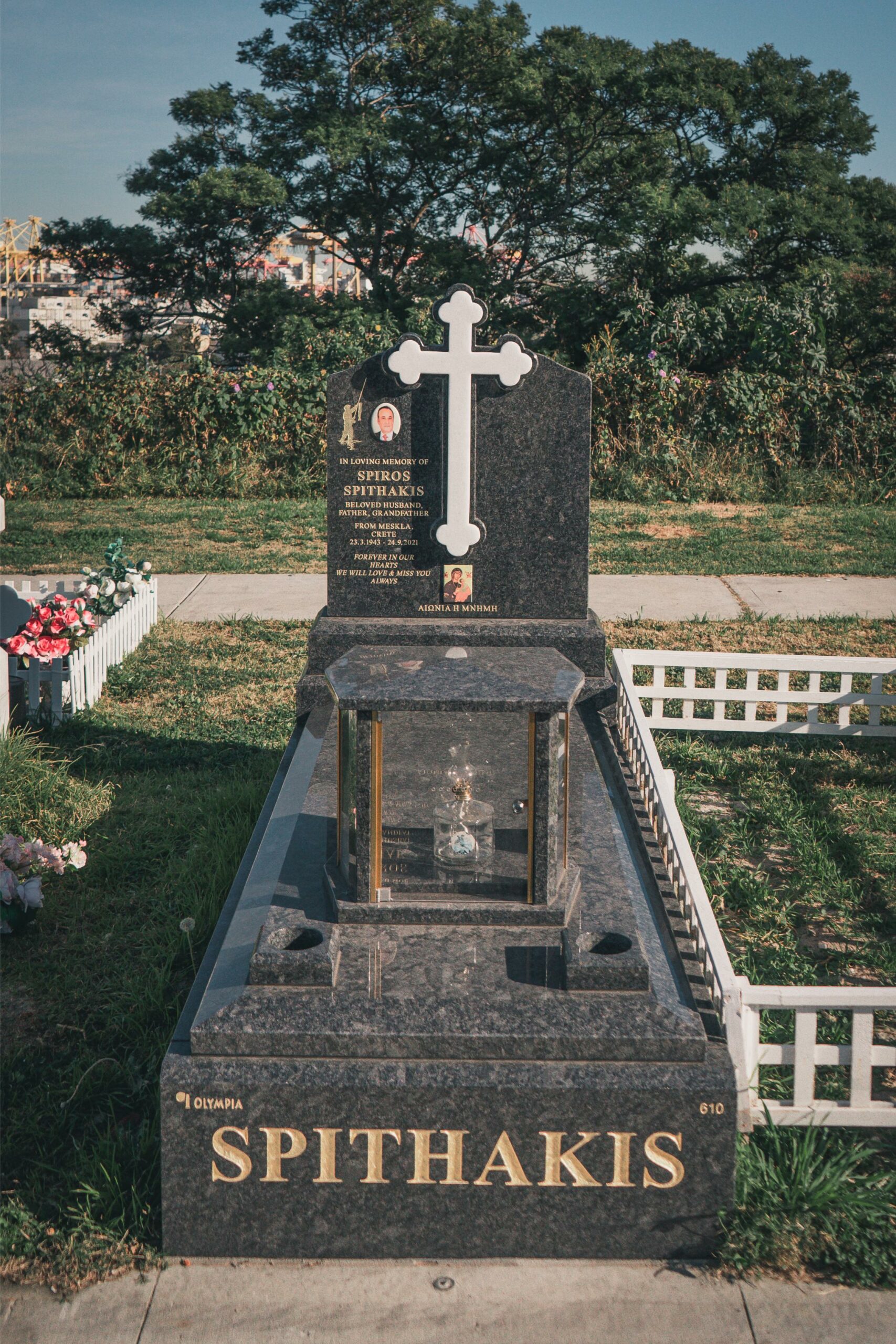 Single Grave Monuments | Single Grave Monuments Sydney