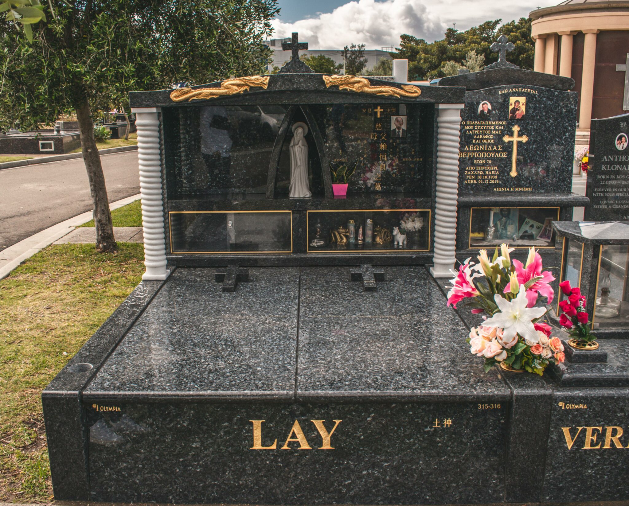 Single Grave Monuments | Single Grave Monuments Sydney