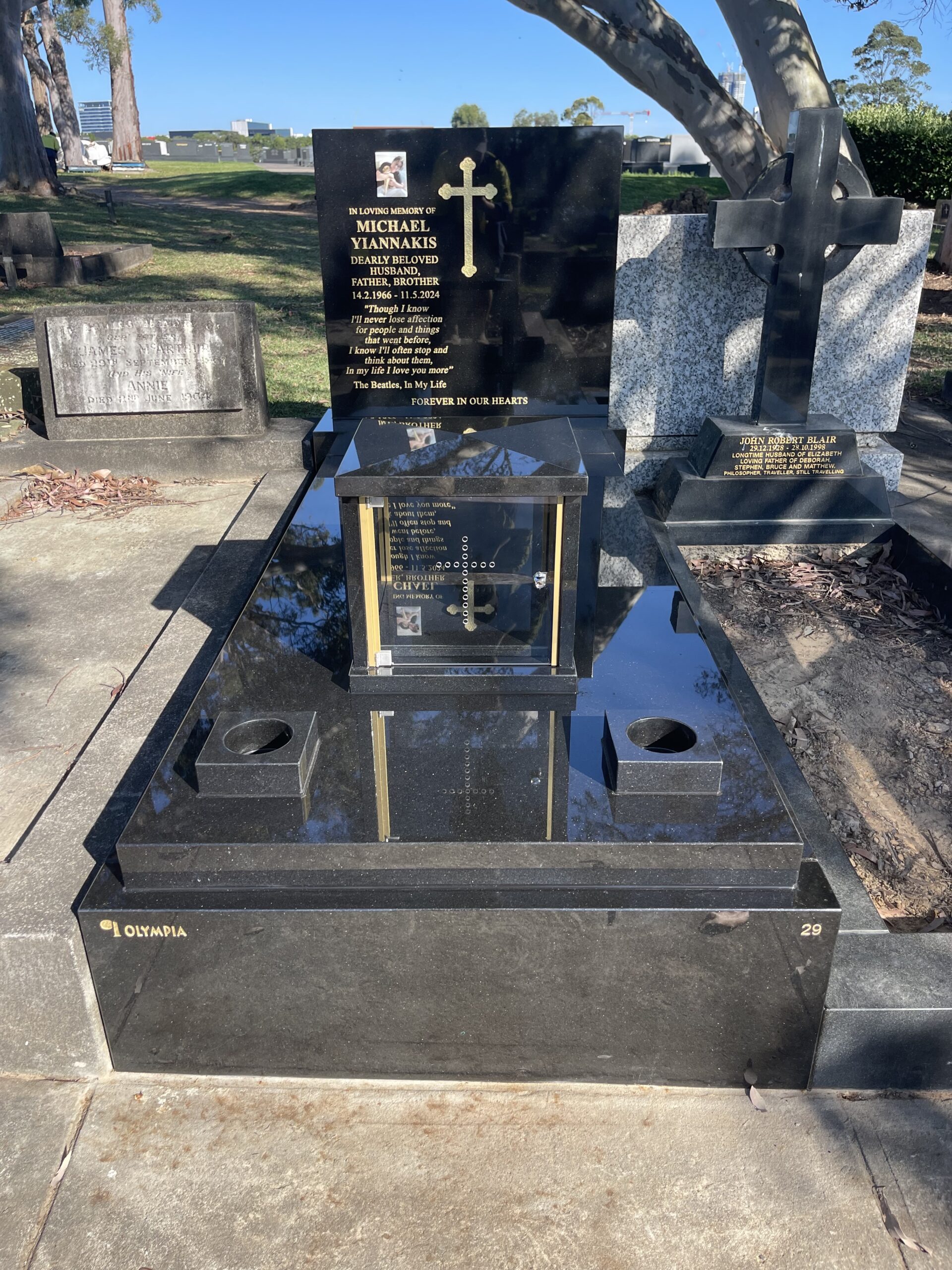 Single Grave Monuments | Single Grave Monuments Sydney