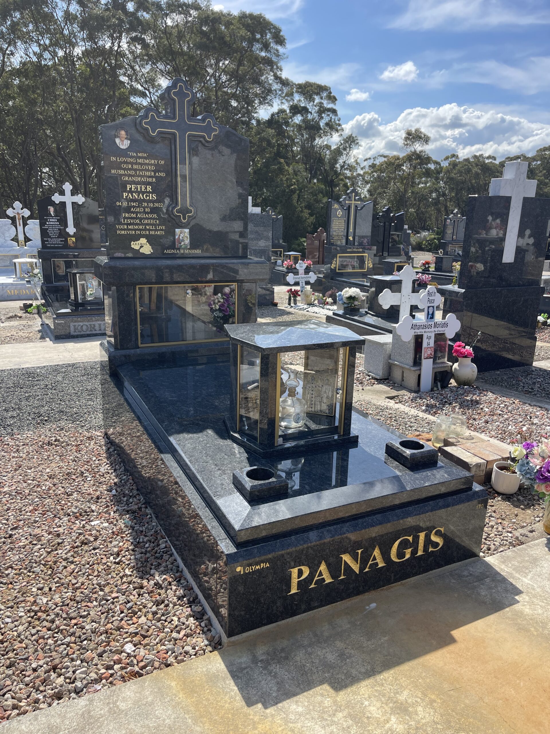 Single Grave Monuments | Single Grave Monuments Sydney